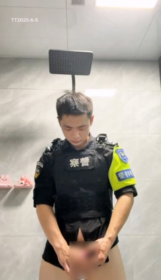 上翹巨根肌肉3小時調教私聊合集[2.66G] – 优同社